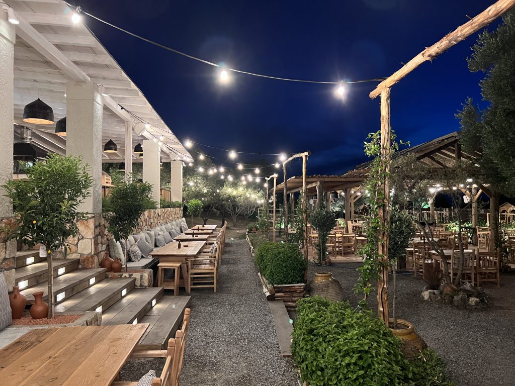 Mnemes - Zisis Papamichos | Architects & Partners