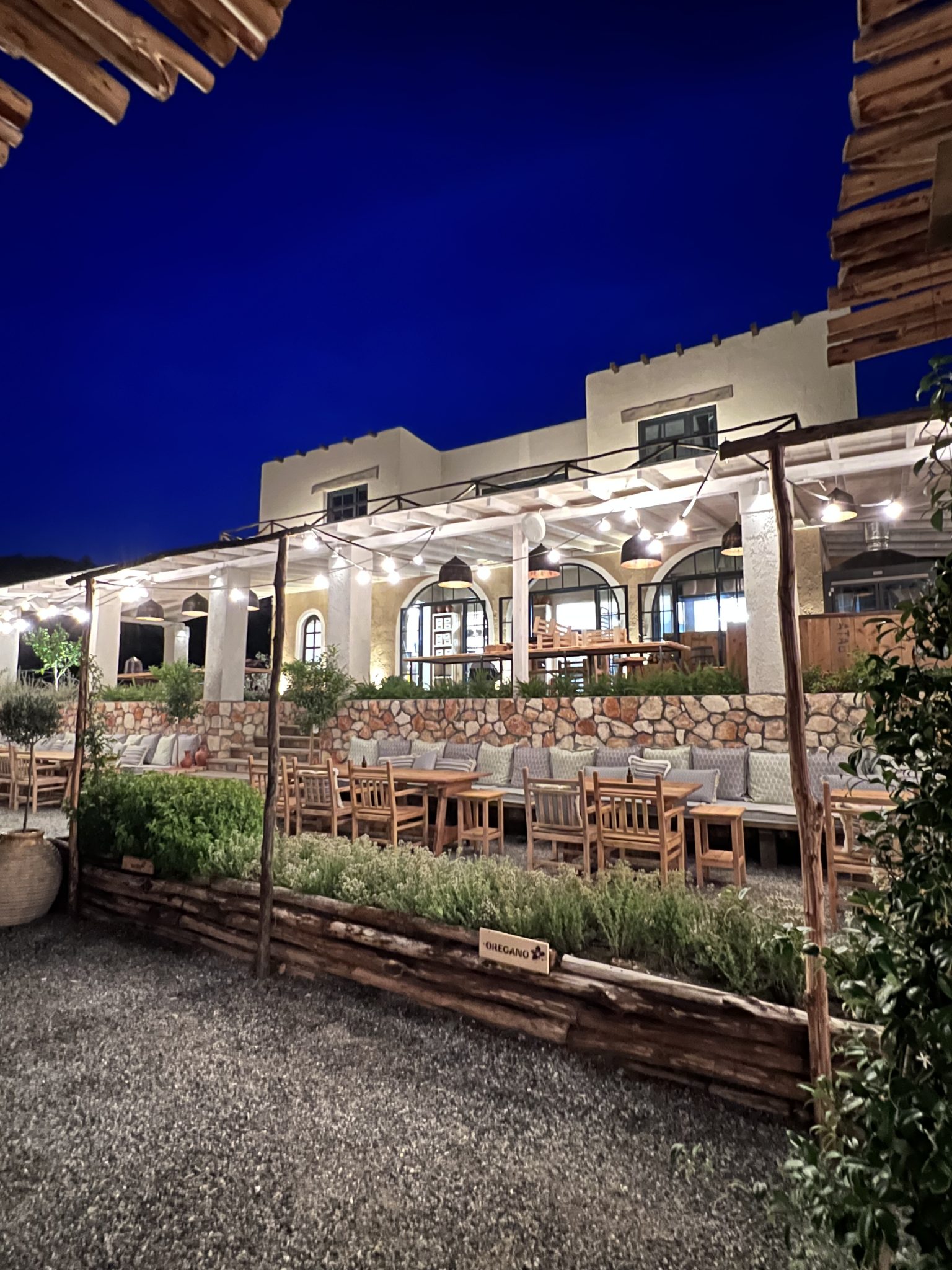 Mnemes - Zisis Papamichos | Architects & Partners