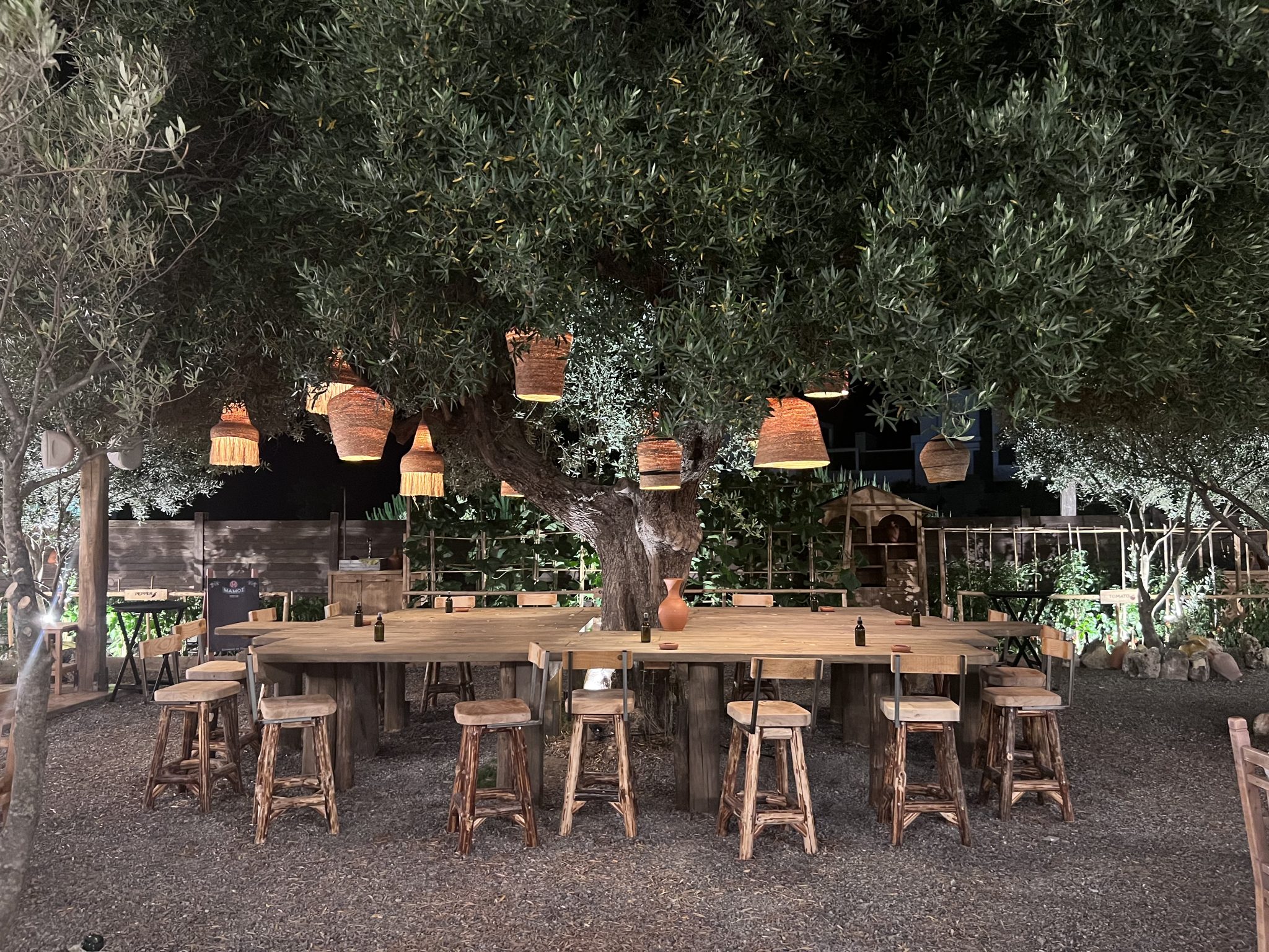 Mnemes - Zisis Papamichos | Architects & Partners